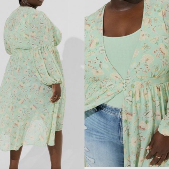 torrid | Kimonos & Yukatas | Torrid Festi Chiffon Puff Sleeve Kimono ...